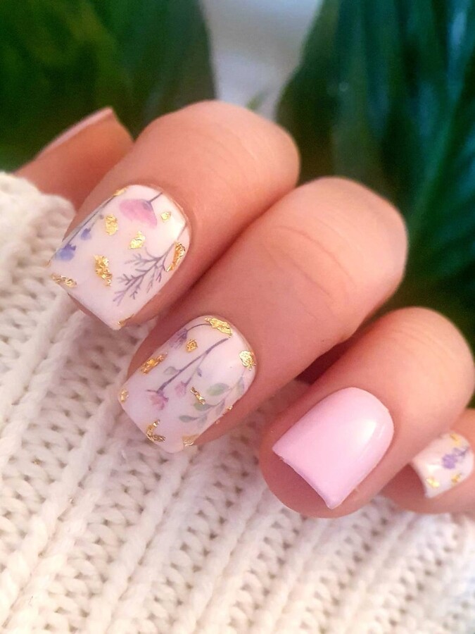 40 Gorgeous Flower Nails To Try Out