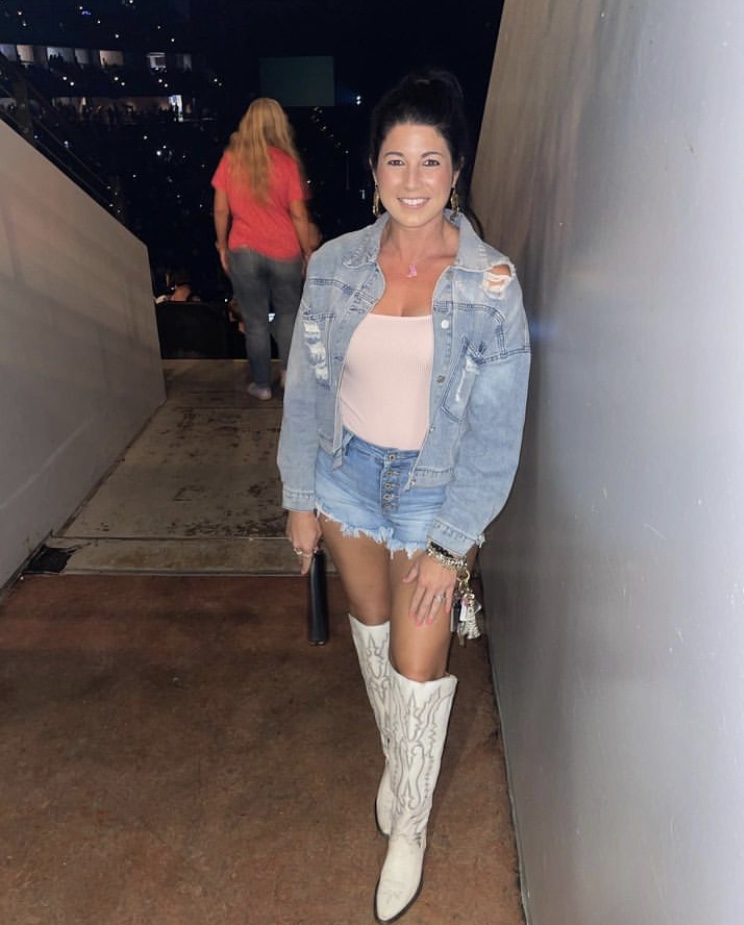 Country Concert Outfit Ideas You'll Want To Recopy