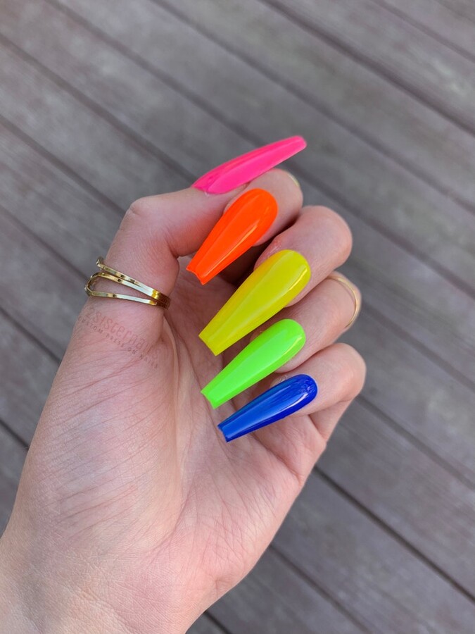 30 Neon Nail Designs That Will Light Up Your Summer